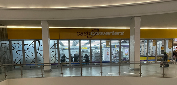 3Pc Old Man Ornament - Cash Converters