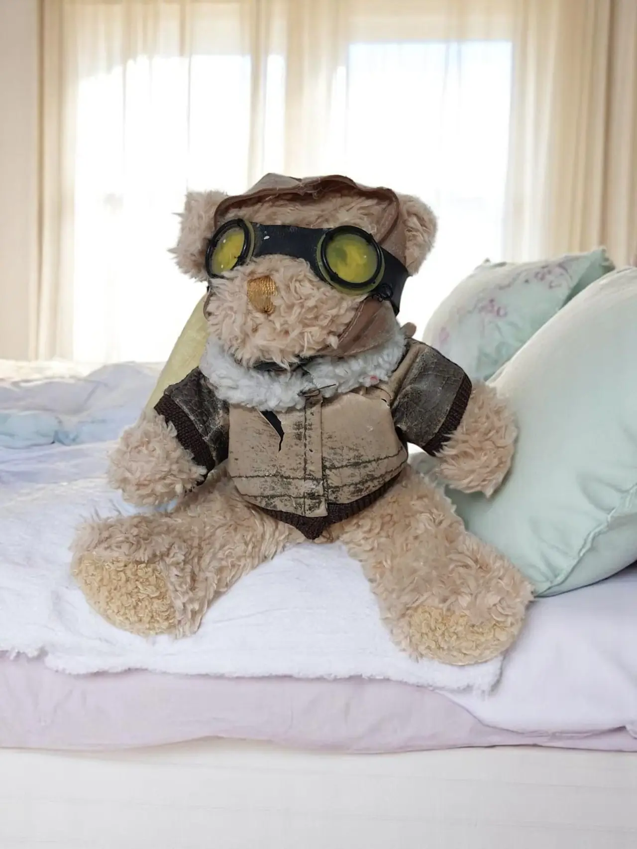 Vintage Cream Teddy Bear - Cash Converters