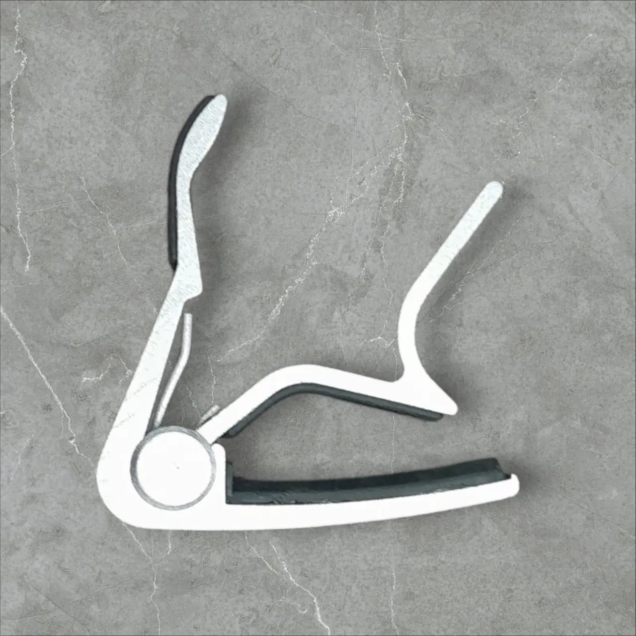 Guitar Capo-Spring - Cash Converters