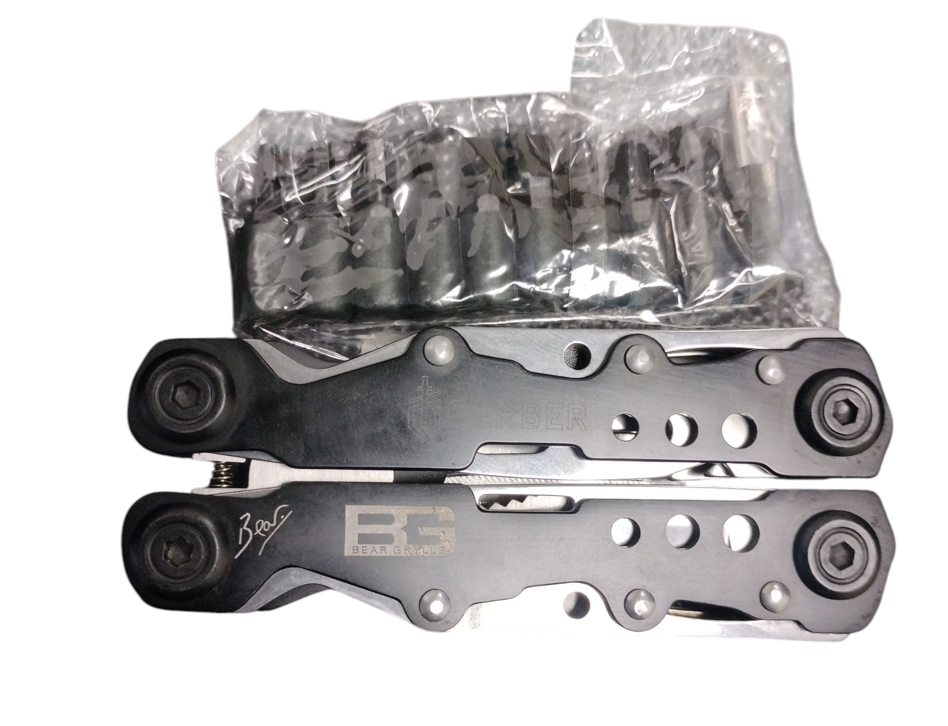 Gerber Strata 13In1 Multitool Plier Folding Knives - Cash Converters