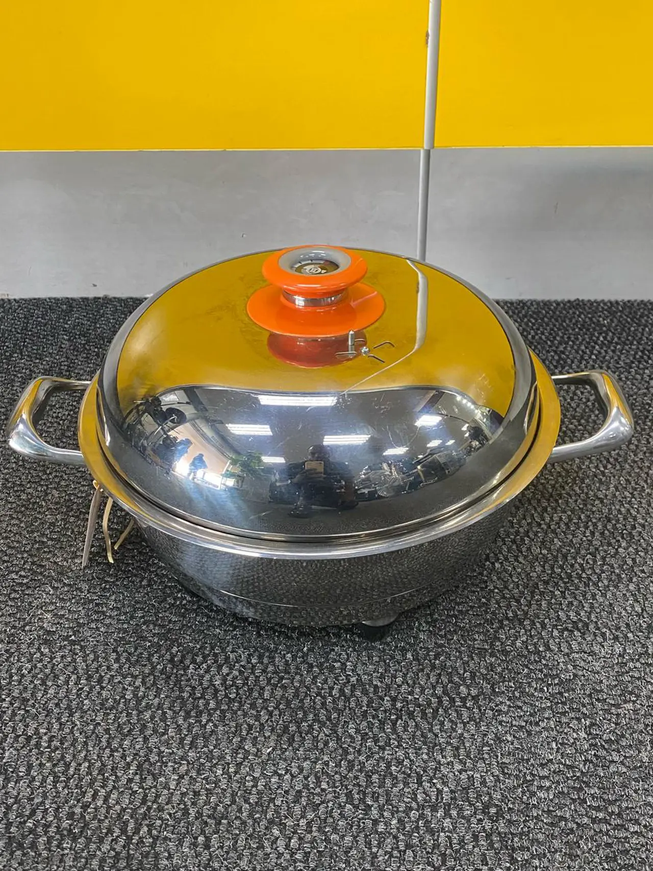 Amc 30 Cm Electric Frying Pan - Cash Converters