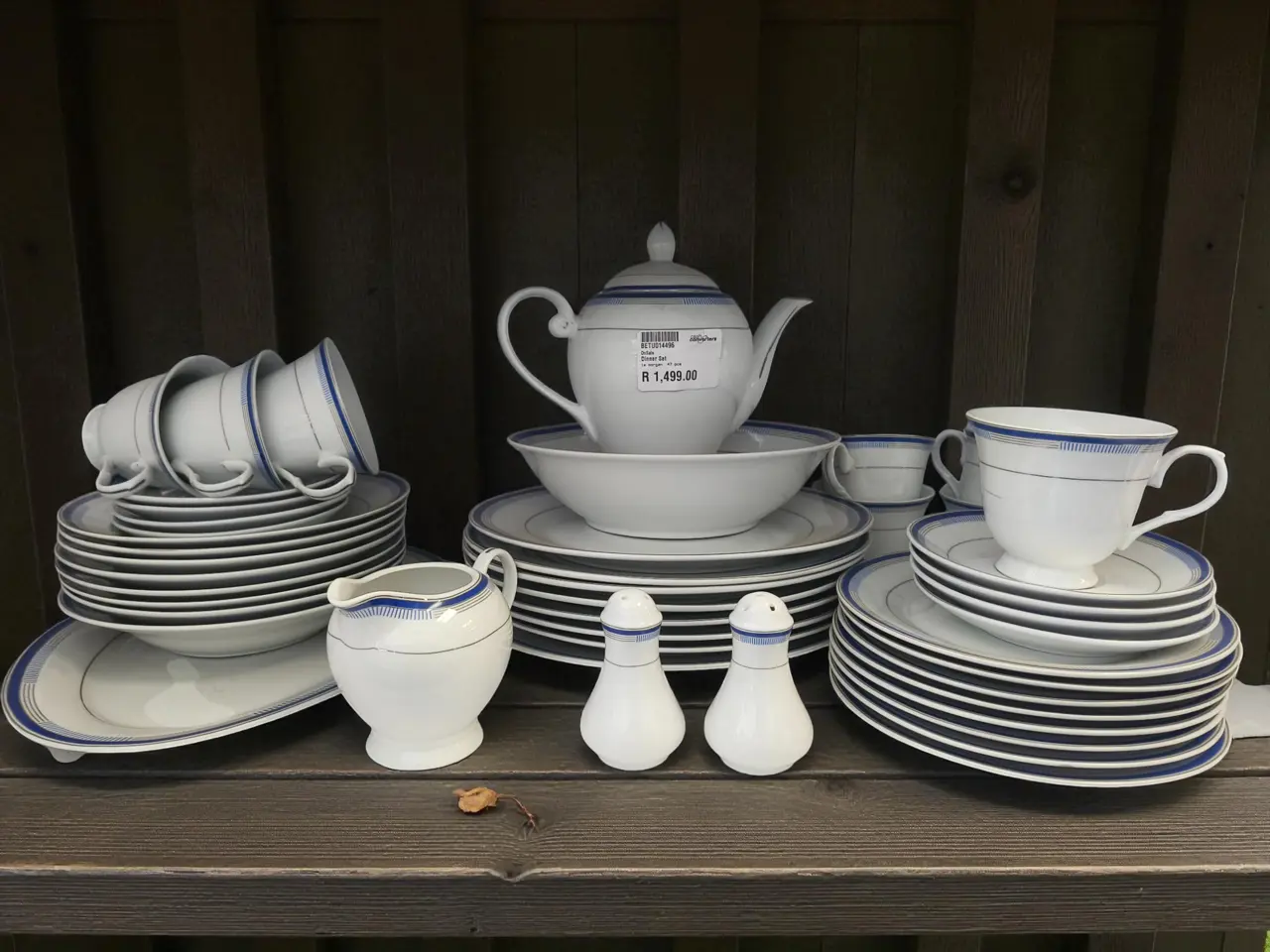 Le Morgan Dinner Set 47Pcs - Cash Converters