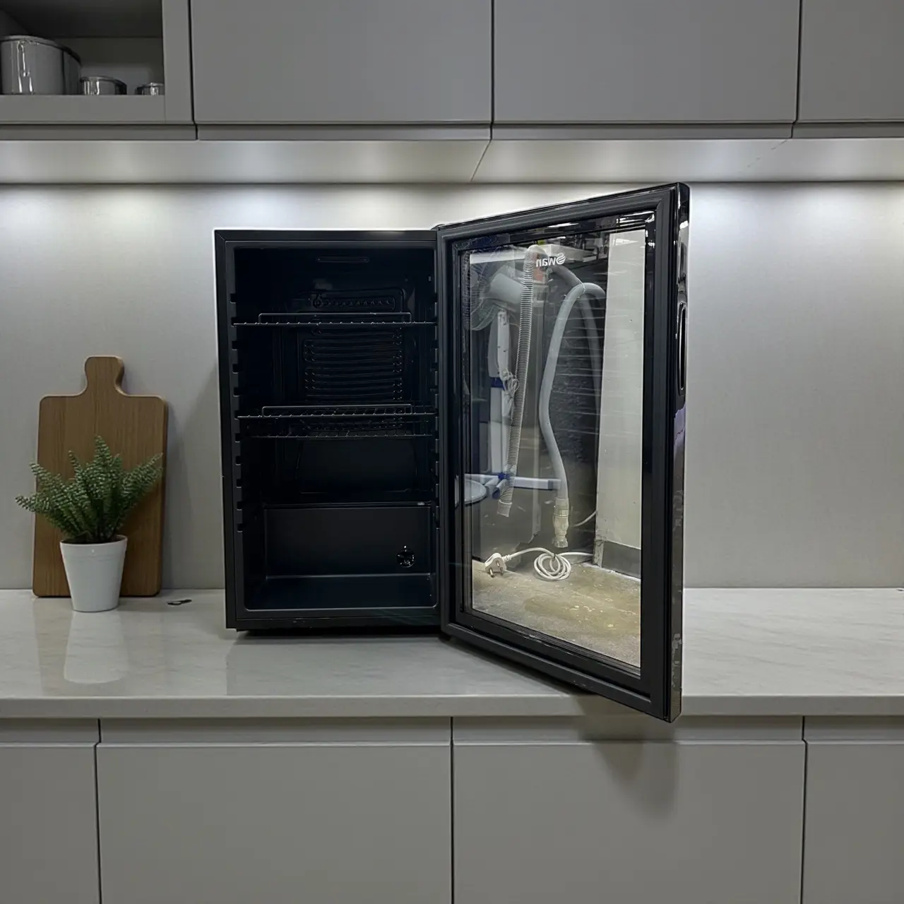 Swan Sgf85 Wine Cooler Fridge - Cash Converters