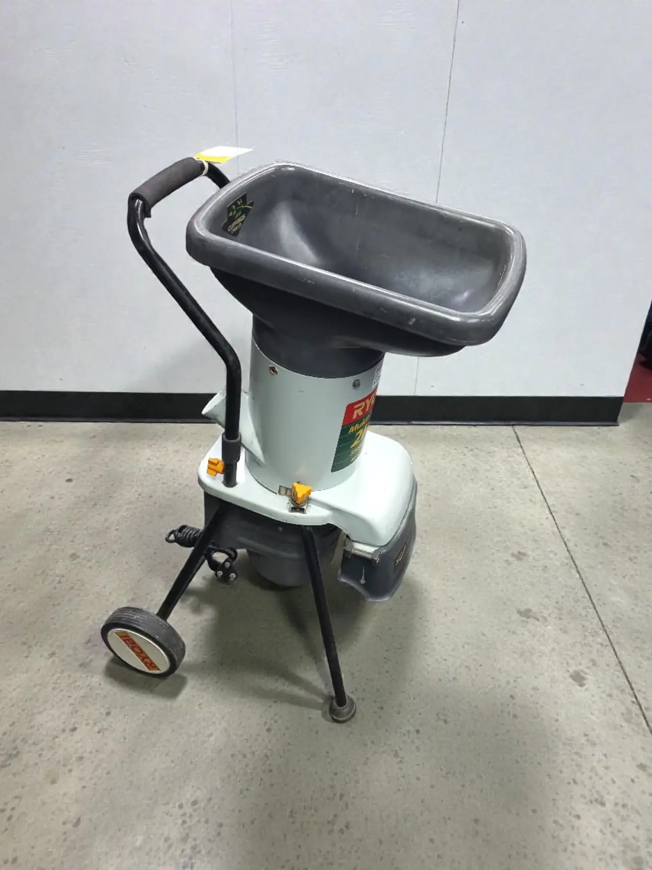 Ryobi 2Hp 3 Cycle Shredder - Cash Converters