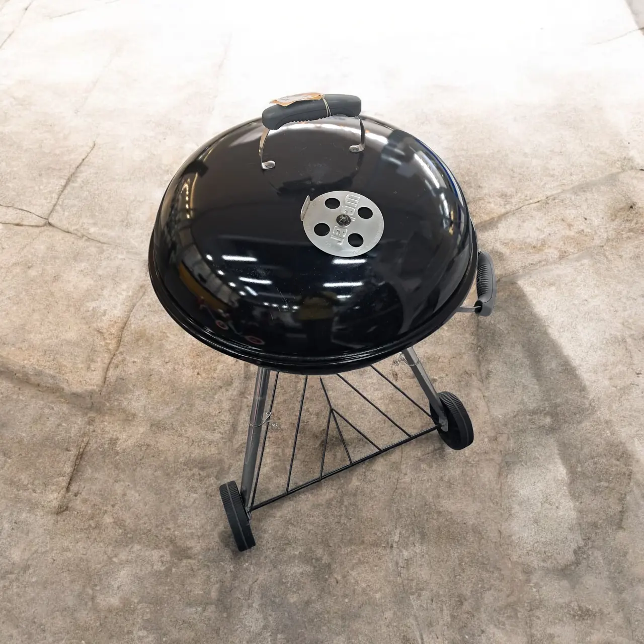 Weber Charcoal Grill Braai - Cash Converters