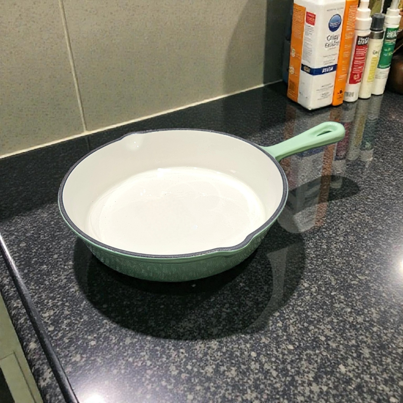 Royal Homeware Cast Iron Pan - Cash Converters