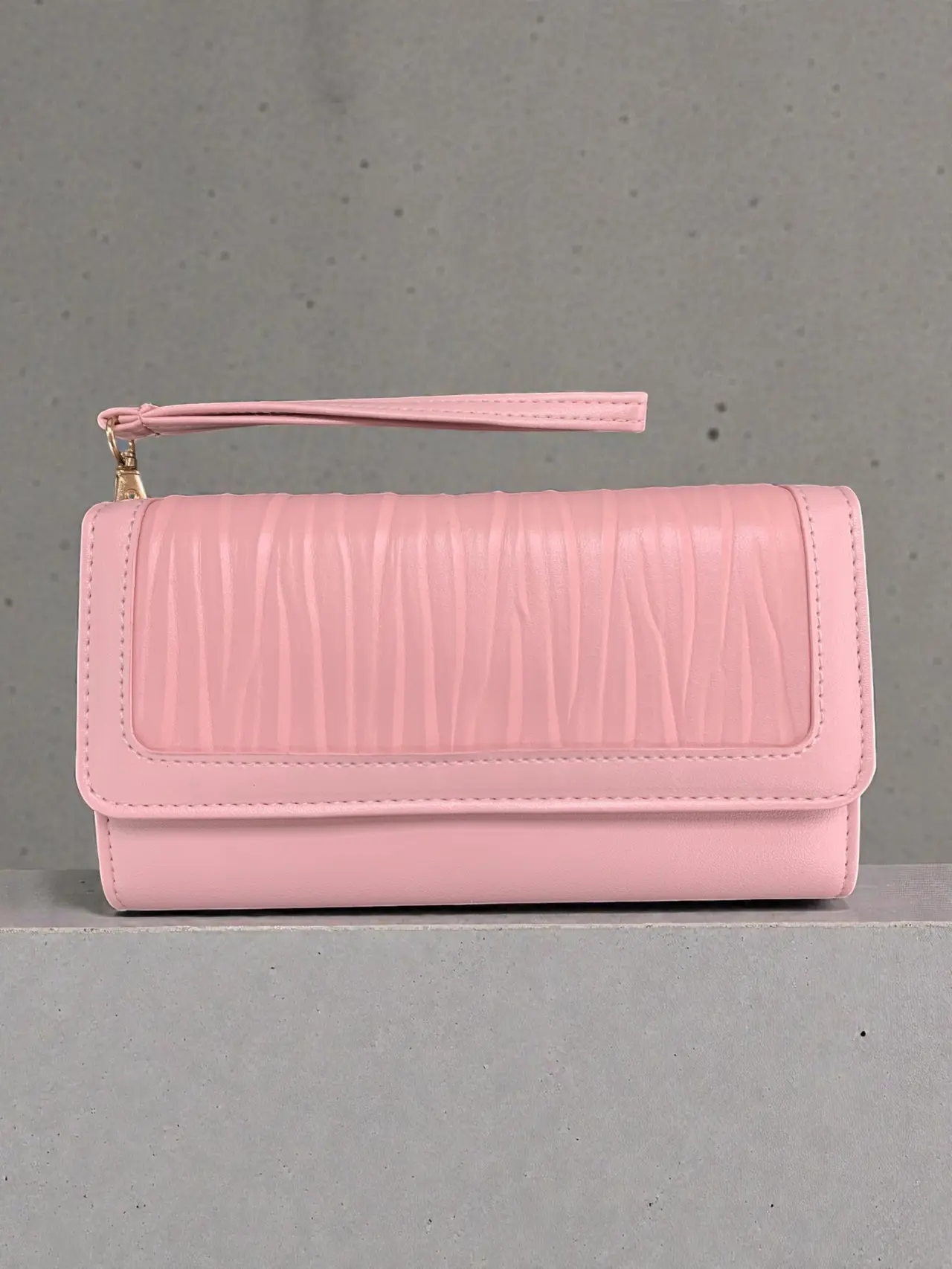 Pu Leather Tri-Fold Wallet - Cash Converters